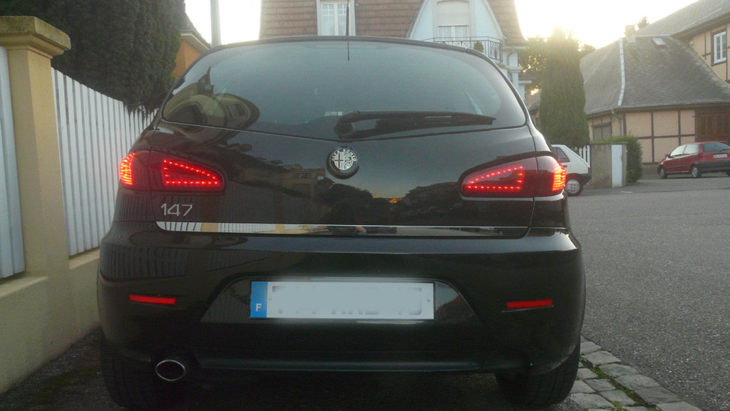 Alfa 147 - Feux arriere à leds...??